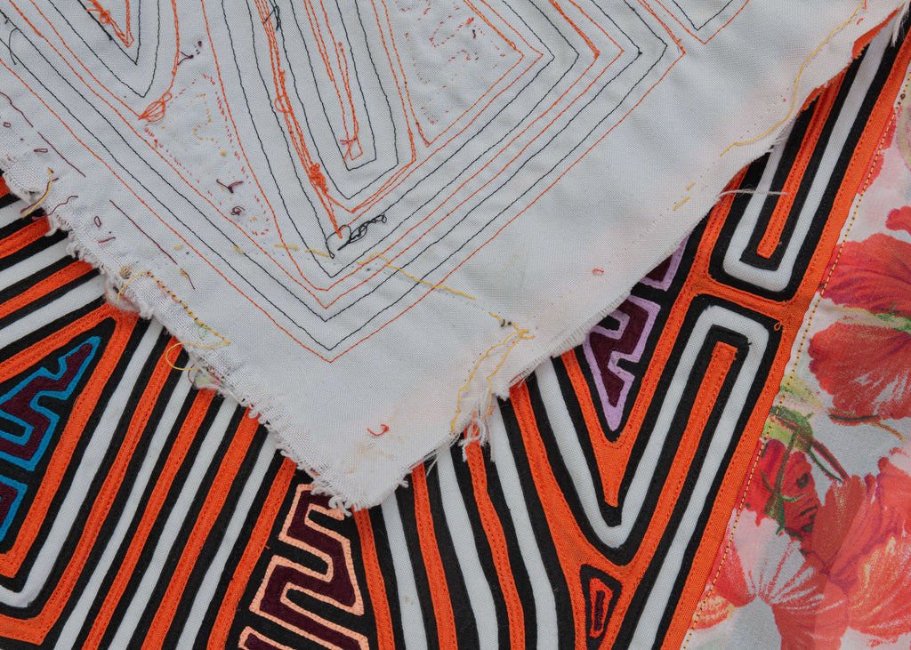 Orange Maze Guna Mola Cloth - 1'3 x 1'6 – HEIRLOOM