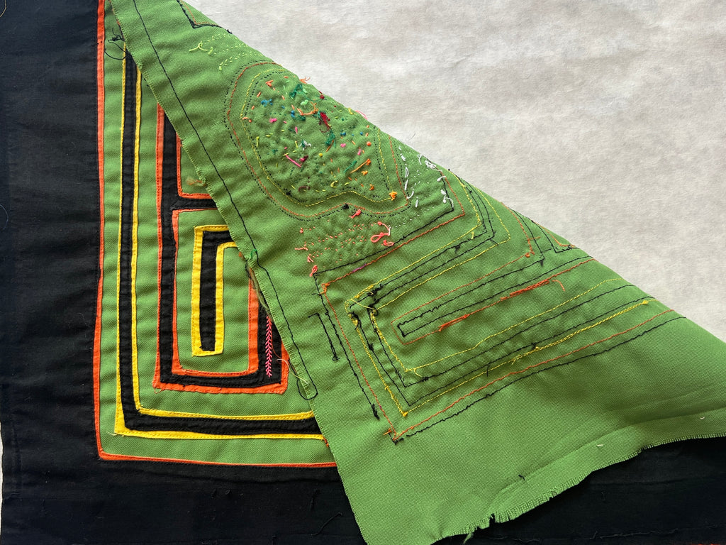 Guna Mola Cloth - 1'1 x 1'5 – HEIRLOOM