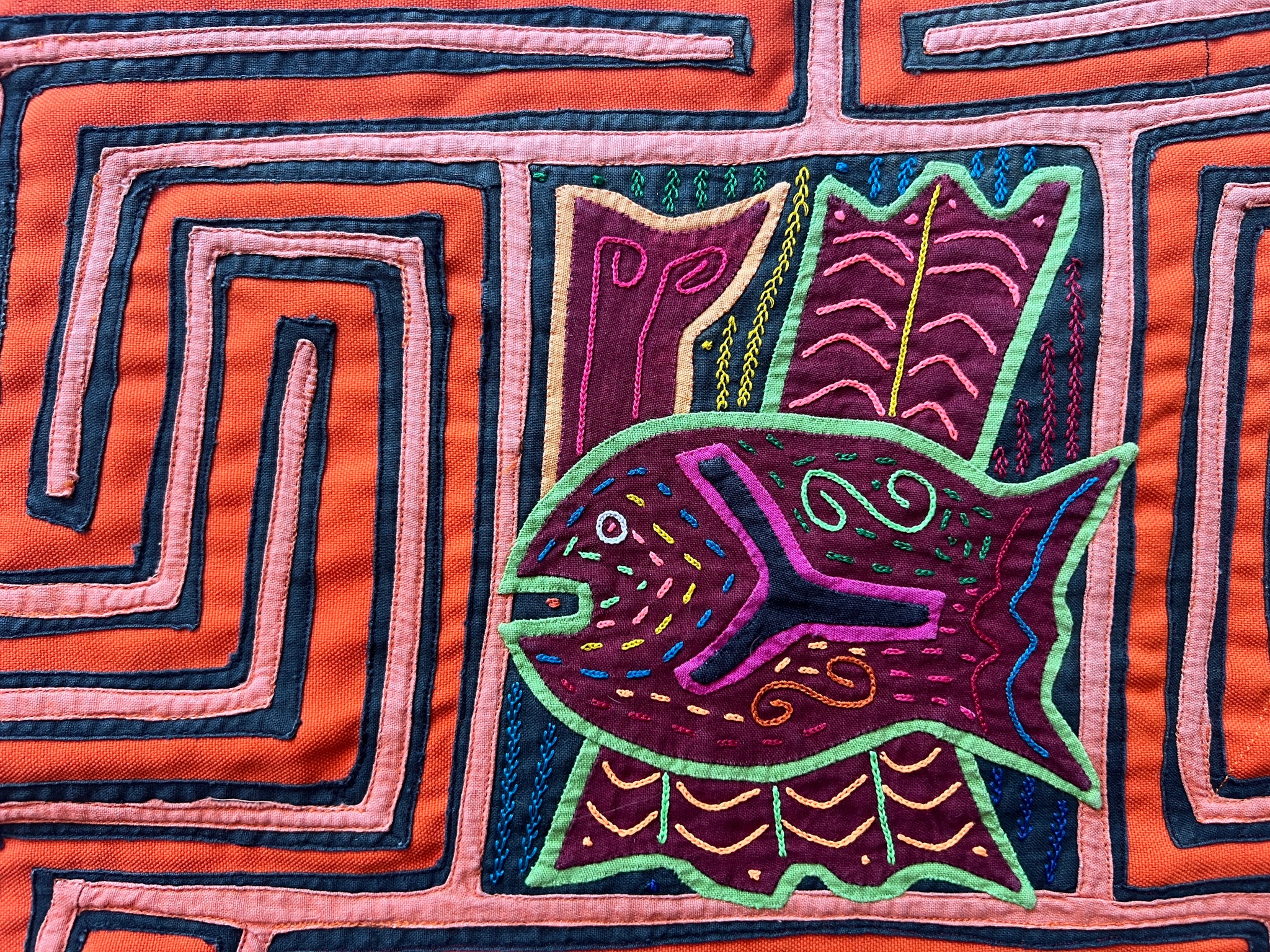 Fish Guna Mola Cloth - 1'1 x 1'6 – HEIRLOOM