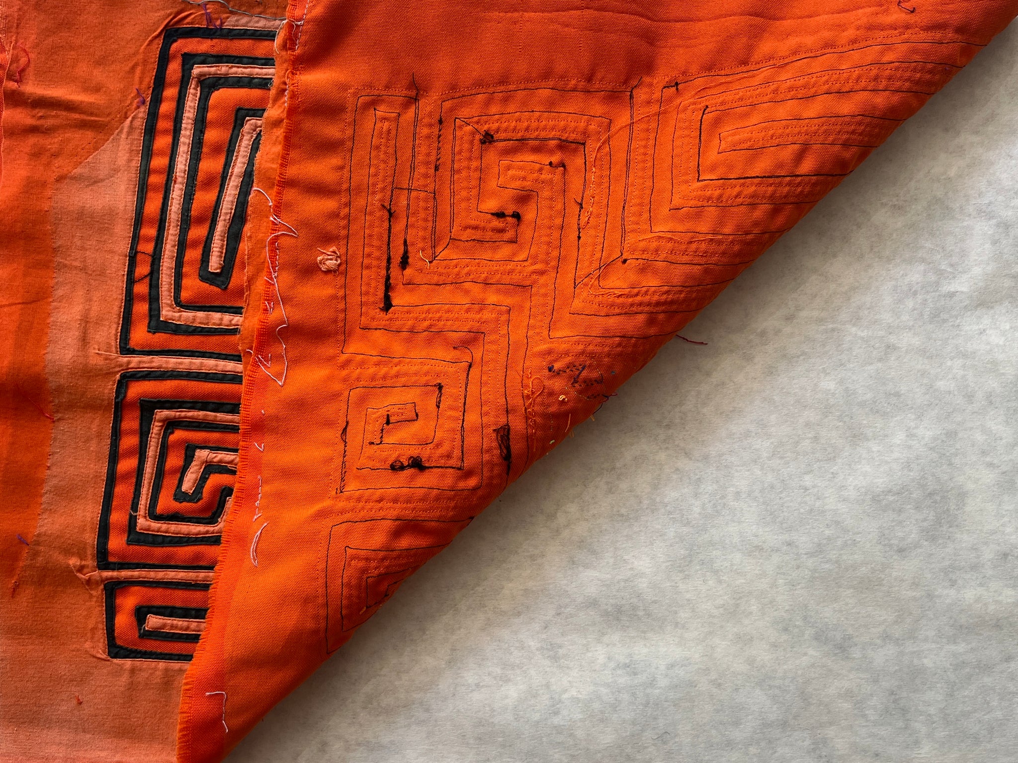 Fish Guna Mola Cloth - 1'1 x 1'6 – HEIRLOOM