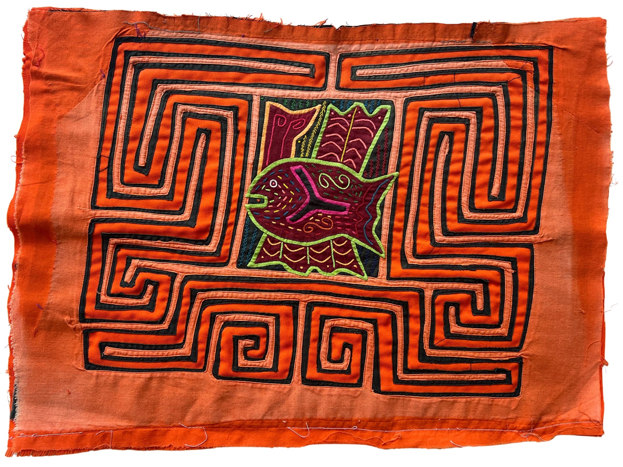 Fish Guna Mola Cloth - 1'1 x 1'6 – HEIRLOOM