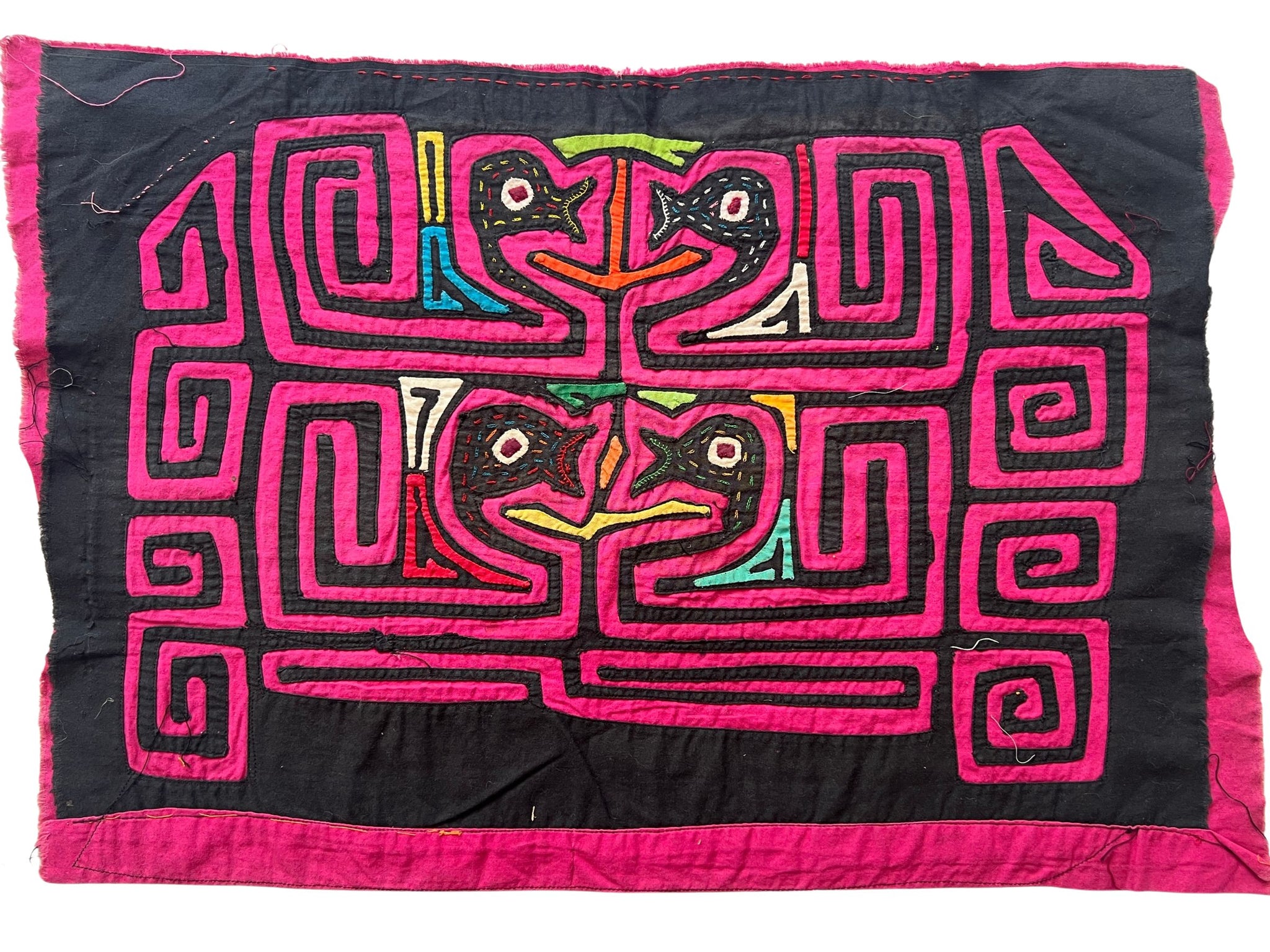 Pink & Black Birds Guna Mola Cloth - 1'1 x 1'8 – HEIRLOOM