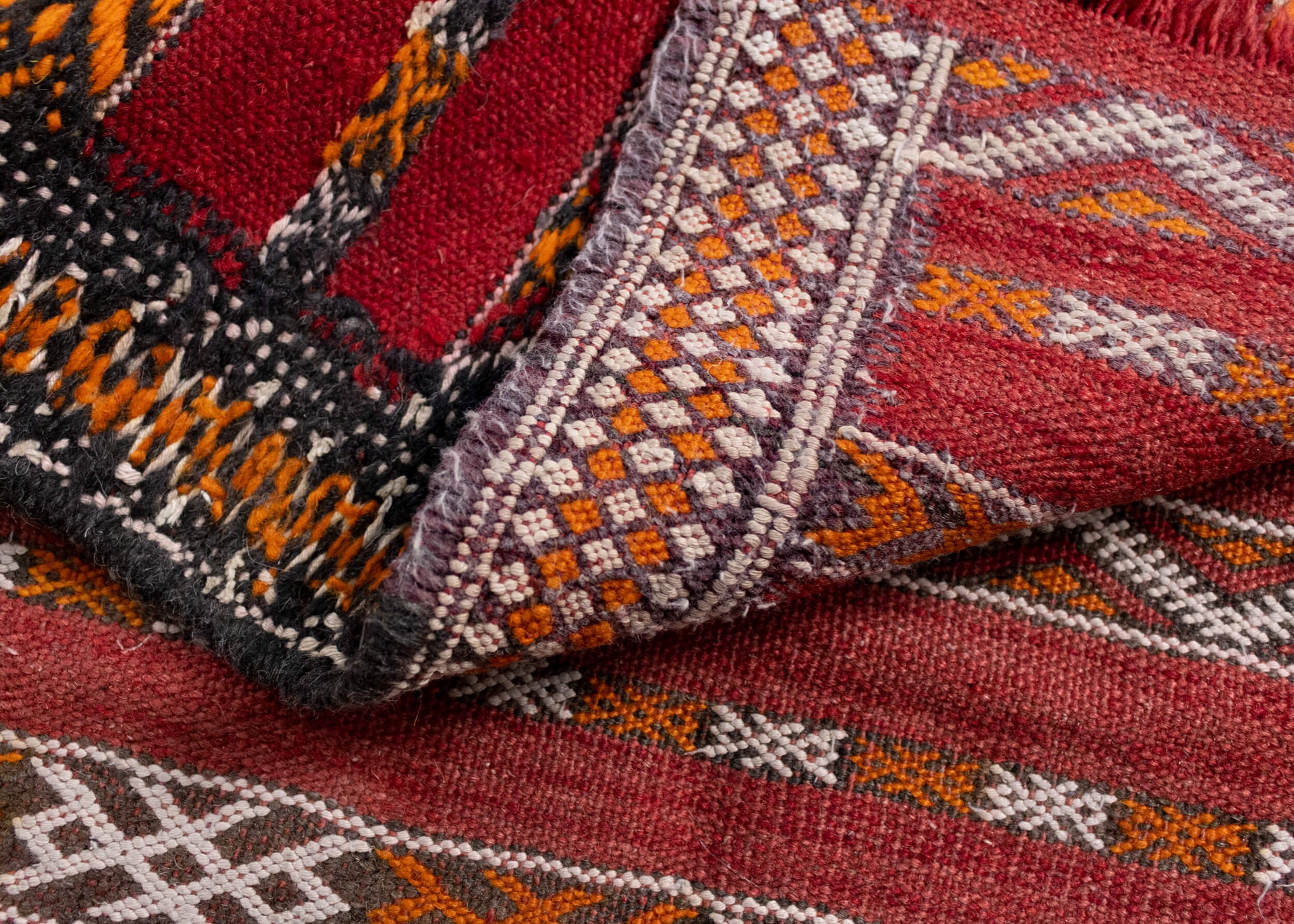 Small Moroccan Kilim - 2'3 x 3'9 – HEIRLOOM