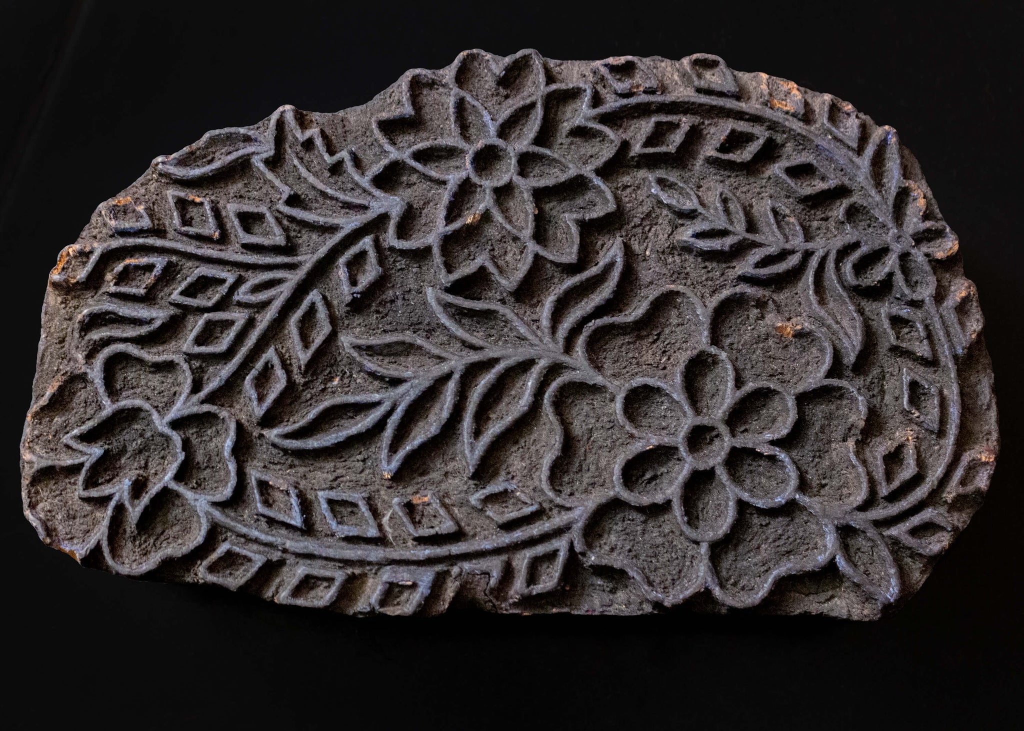 Vintage Handcarved Textile Stamp with Boteh Design – HEIRLOOM