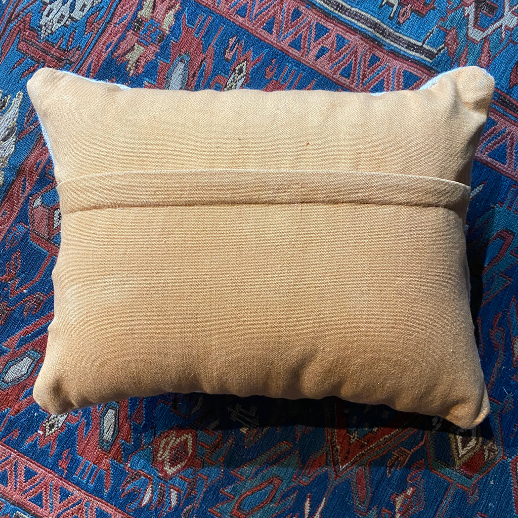 White Thick Line Pillow - 12" x 16" – HEIRLOOM